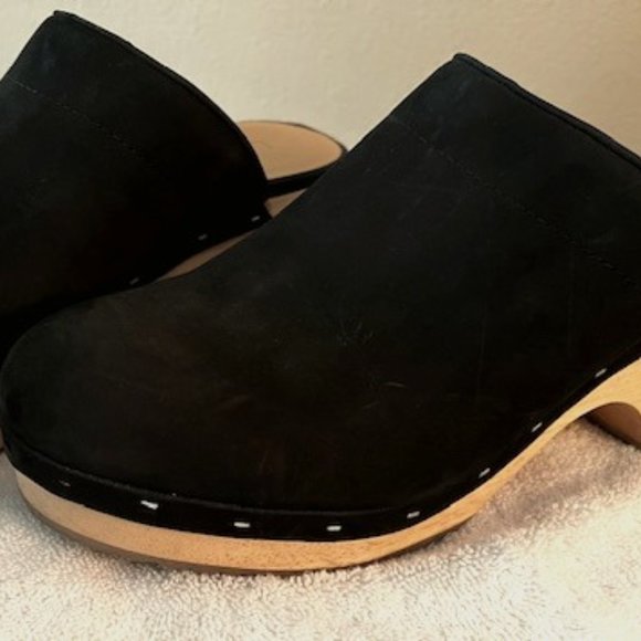 LOFT | Shoes | Black Suede Clogs At Loft | Poshmark